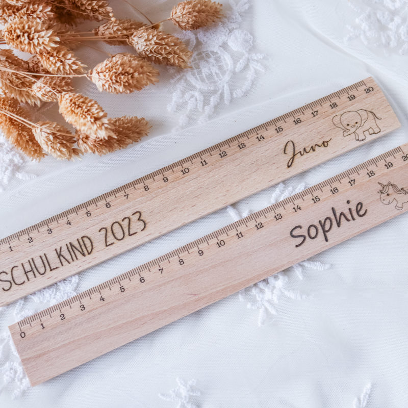 Lineal Holz personalisiert - Geschenk Schulanfang Einschulung 1. Schultag - personalisierbar ...